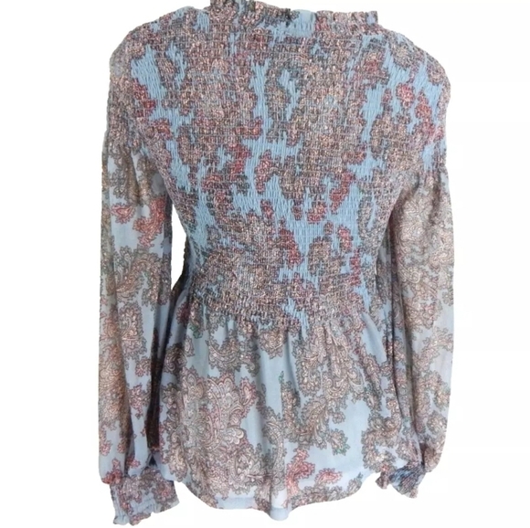 Anthropologie | Tops | Akemi Kin Adria Smocked Floral Top | Poshmark